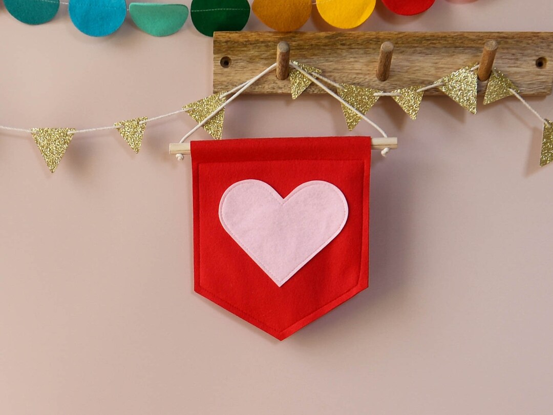 Felt Heart Banner: Initial Pennant, Nursery Decor - Etsy