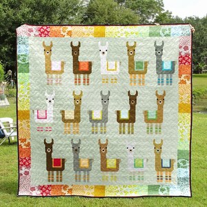 Little Llamas Quilt Pattern by Elizabeth Hartman for Oh Fransson Quilts ...