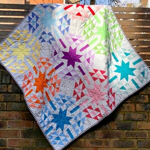 Aglow Quilt Pattern by Morgan Mccollough of Modernly Morgan, Sewing and ...