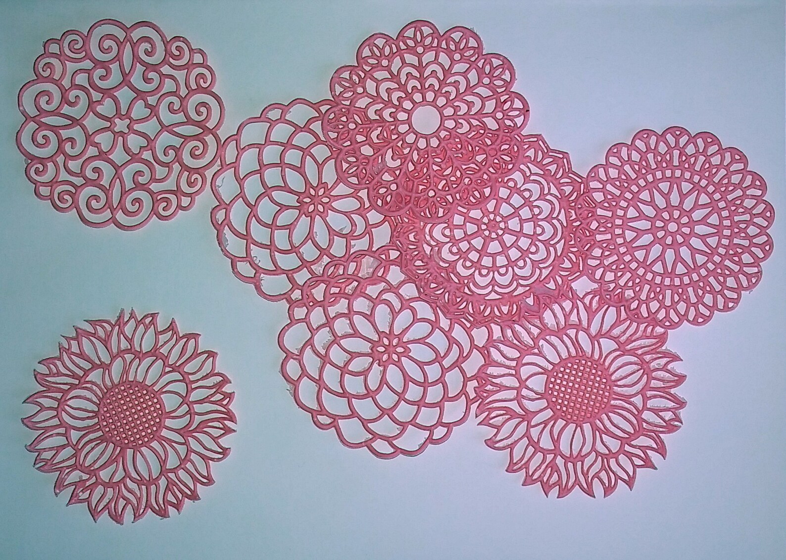 VARIOUS SHAPES EDIBLE Sugar Lace Doilies - Ready to Use for Coffee, Tea ...