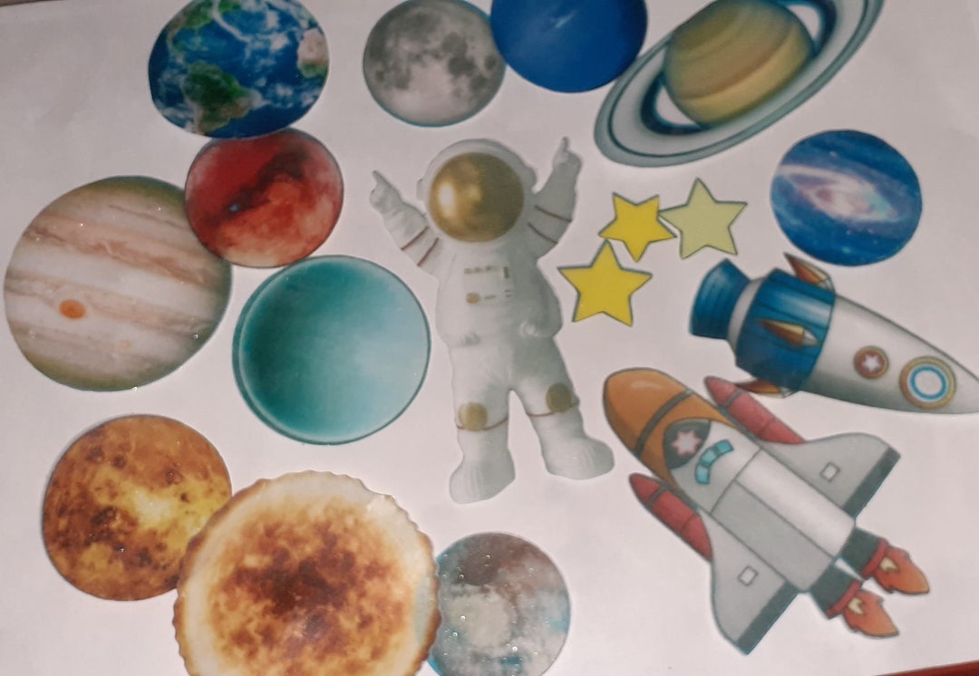 24 Space Theme Planets, Solar System, Astronaut, Stars, Rockets for ...