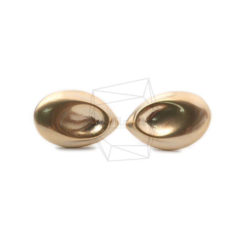 Almond Earrings - Etsy