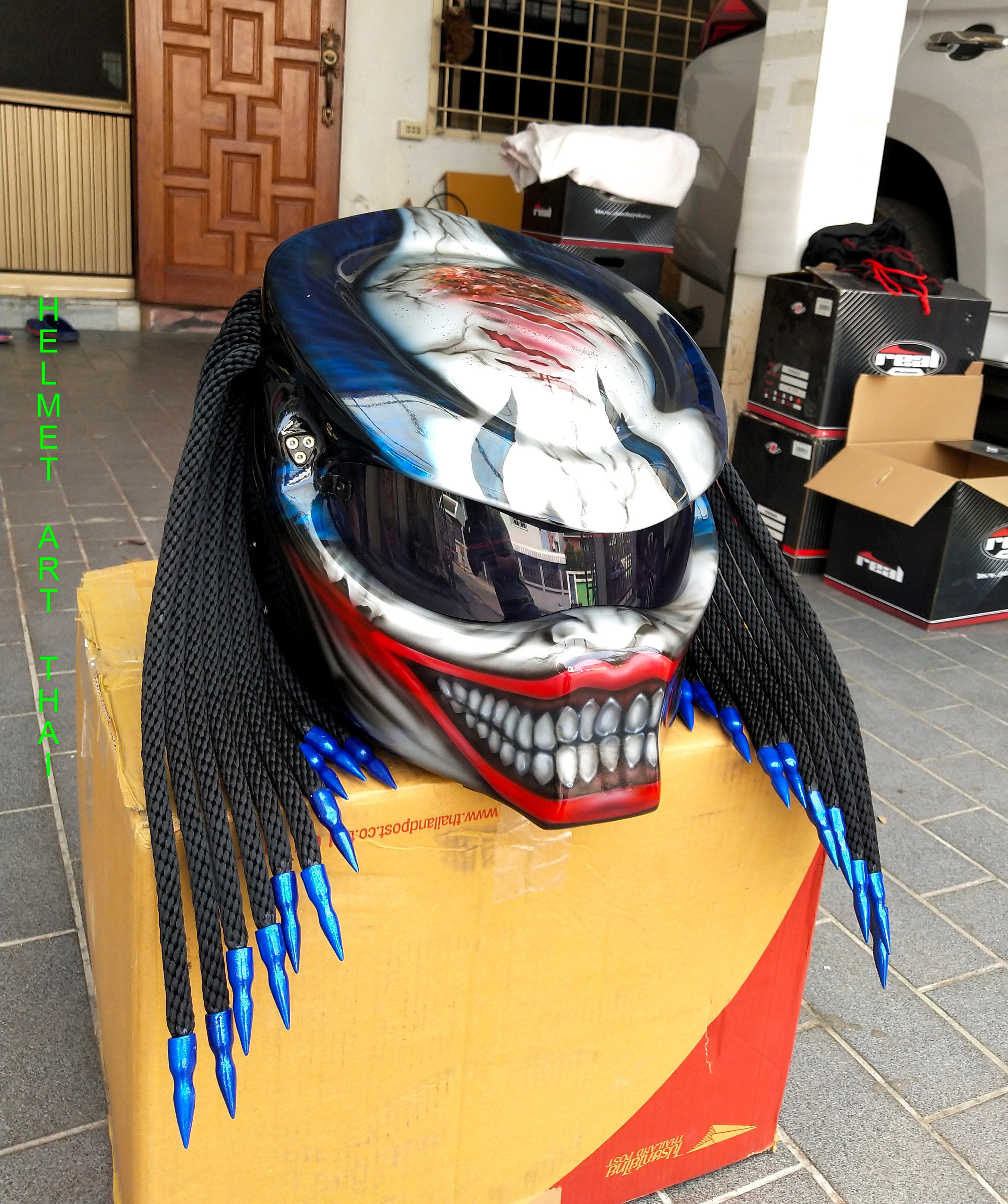 PREDATOR HELMET - Etsy