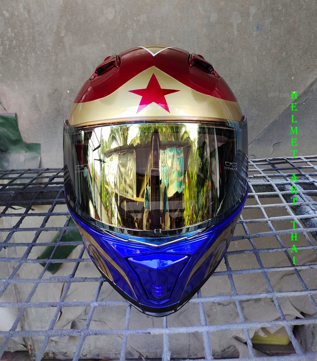 WONDER WOMAN Custom Motorcycle Helmet - Etsy Australia