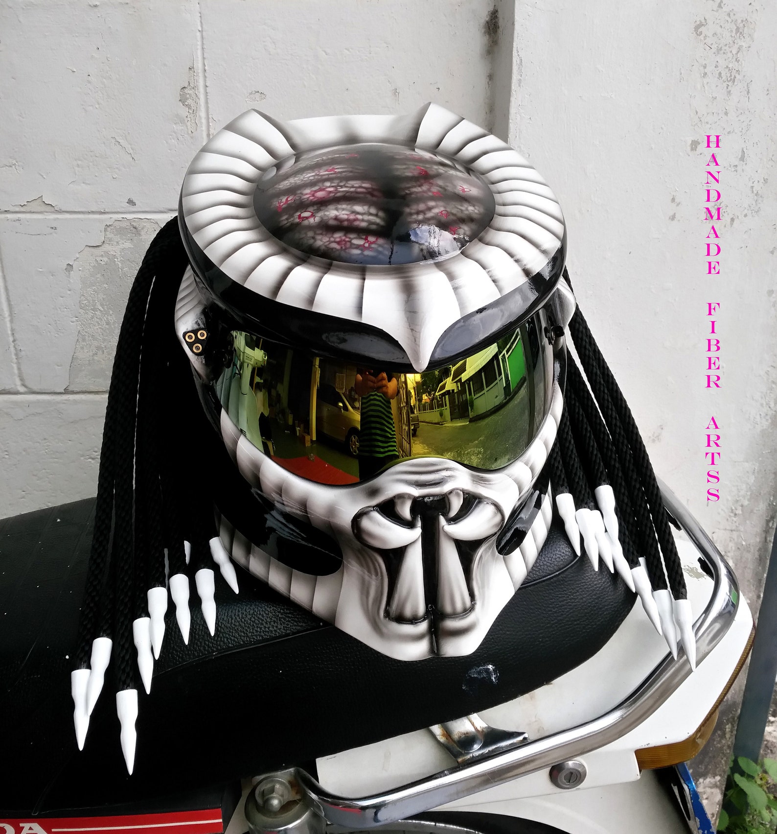 Custom Predator Motorcycle Helmet - Etsy