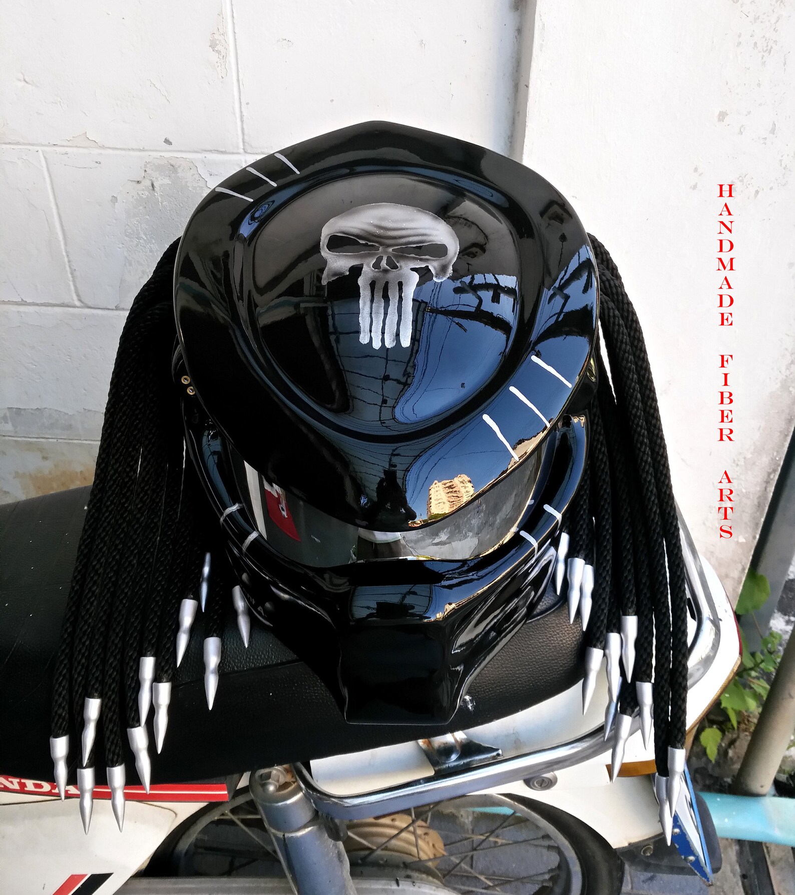 PREDATOR HELMET | Etsy