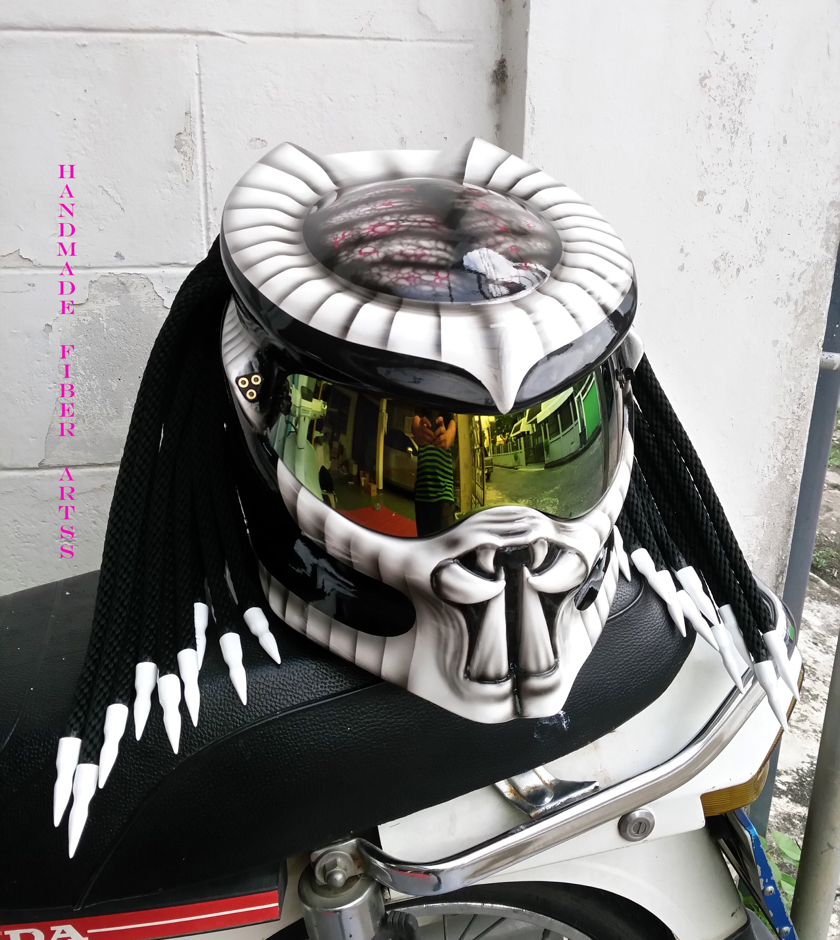 Custom Predator Motorcycle Helmet - Etsy