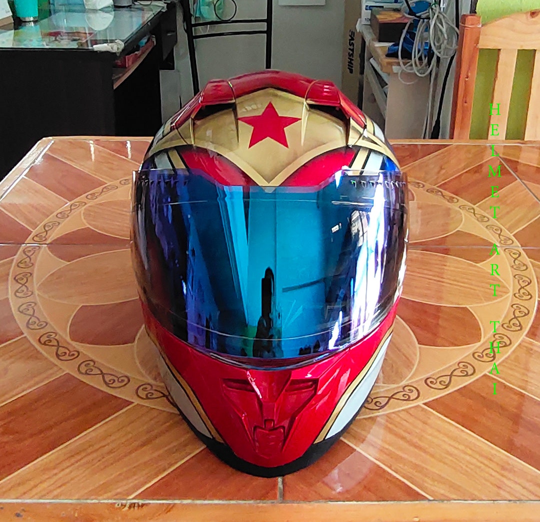 WONDER WOMAN Custom Motorcycle Helmet - Etsy
