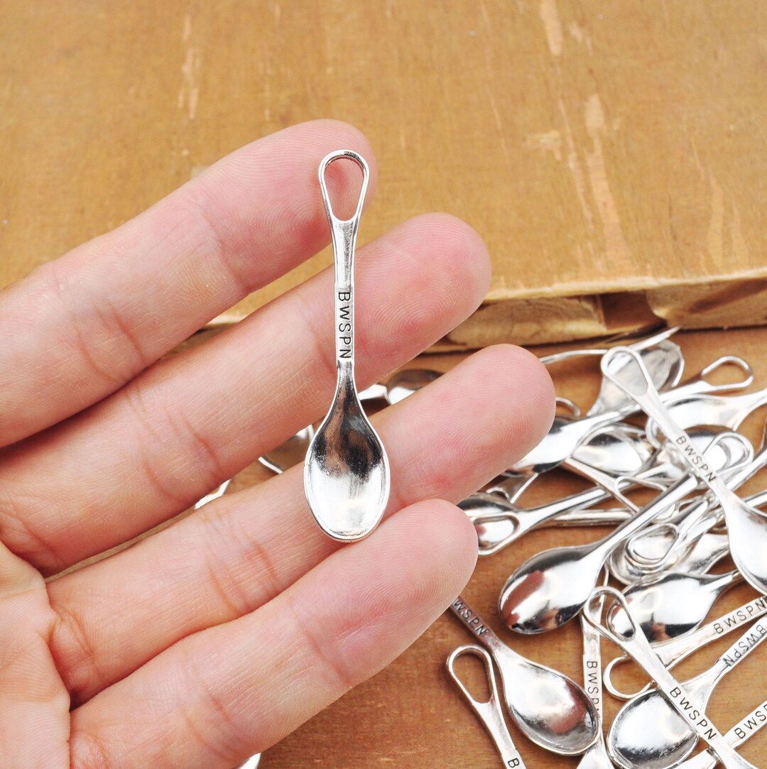 20pcs 2“ Mini Spoon Pendants, Antique Silver 3D Spoon Metal Pendant ...