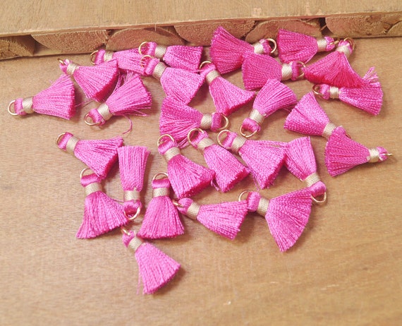 20pcs 0.9 of Hot Pink Mini Tassels DIY Craft - Etsy