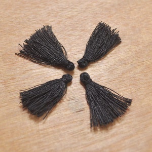 50pcs 17mm Black Mini Tassels,tiny Short Cotton Tassels Handmade ...