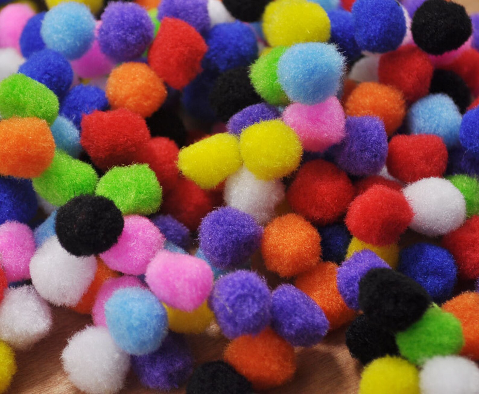 100pcs-15mm Mix Color Polyester Pom Poms Pompom Craft Pom - Etsy