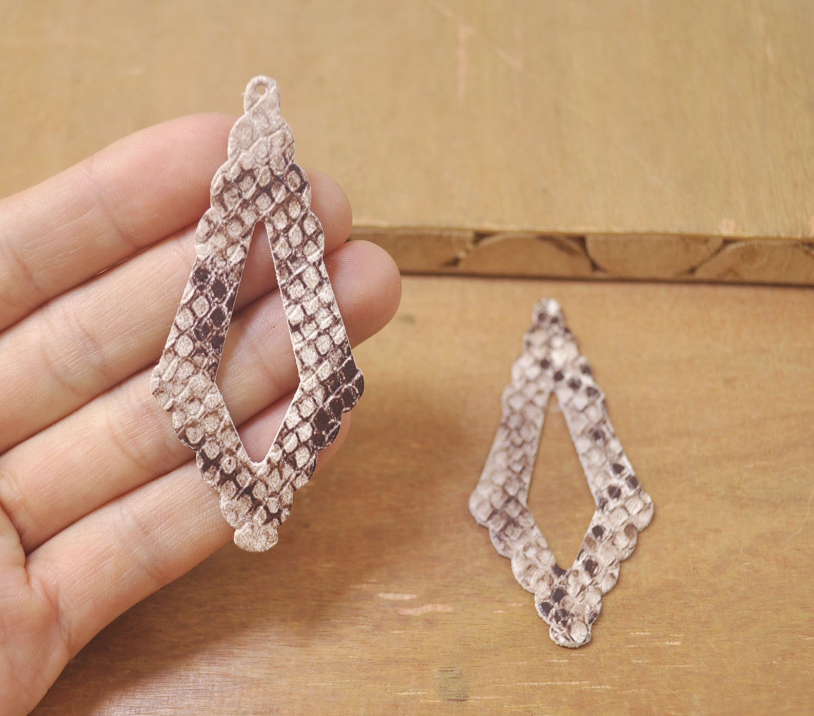 10 Mixed Color Snake Skin Leather Diamond Shapes for - Etsy