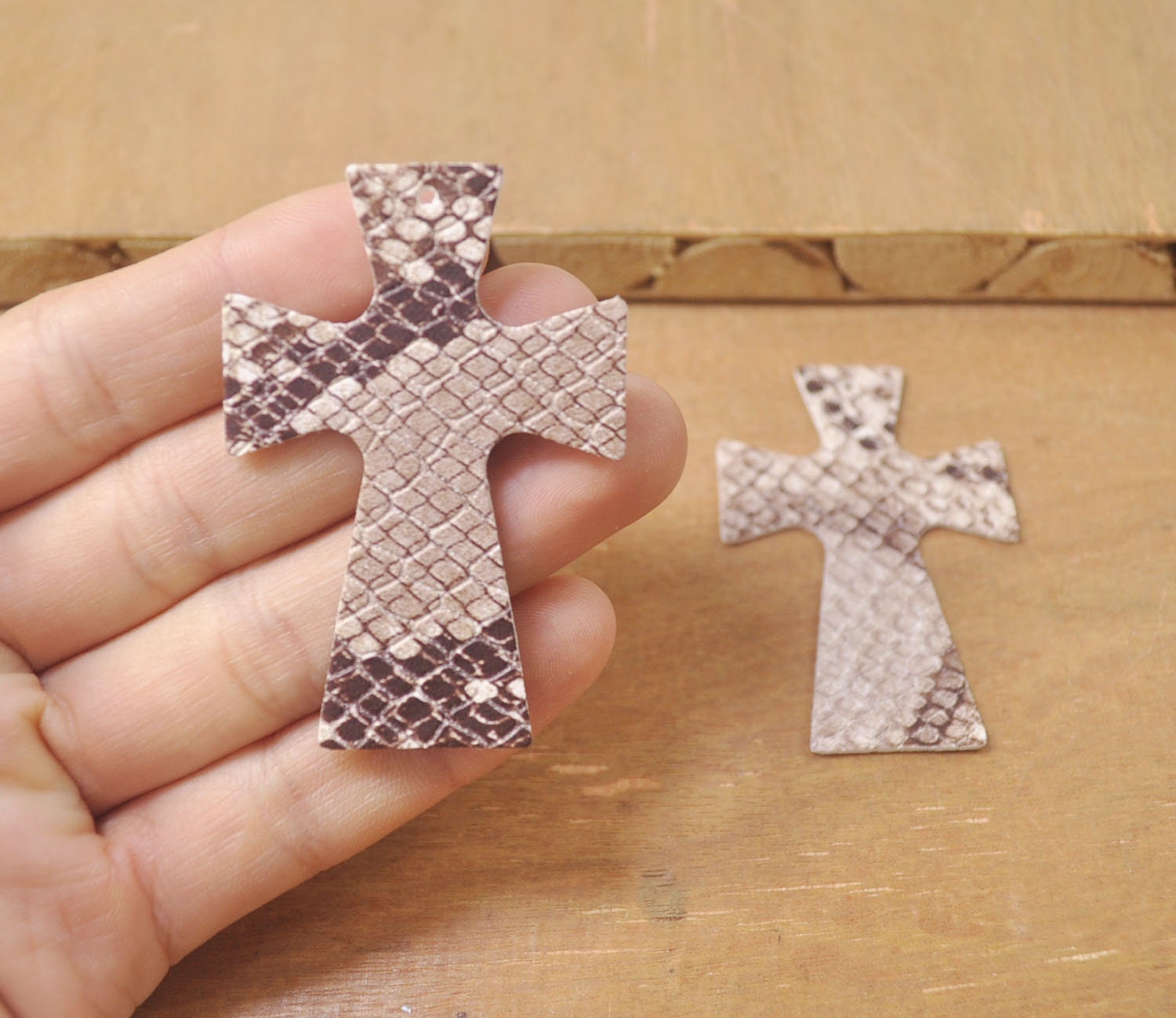 8/20/50 Mixed Color Snake Skin Leather Cross for - Etsy