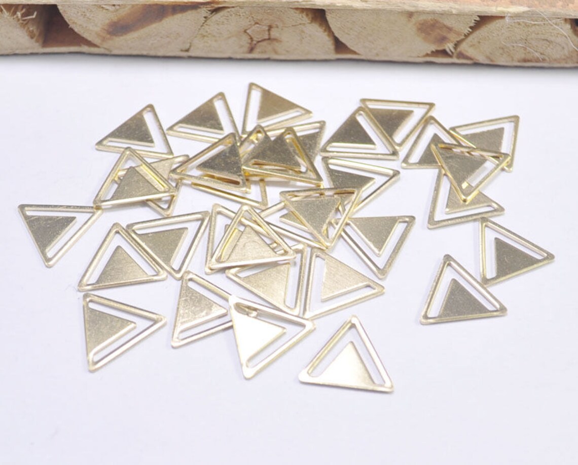 50pcs Raw Brass Triangle Pendanttriangle Charm15mm - Etsy