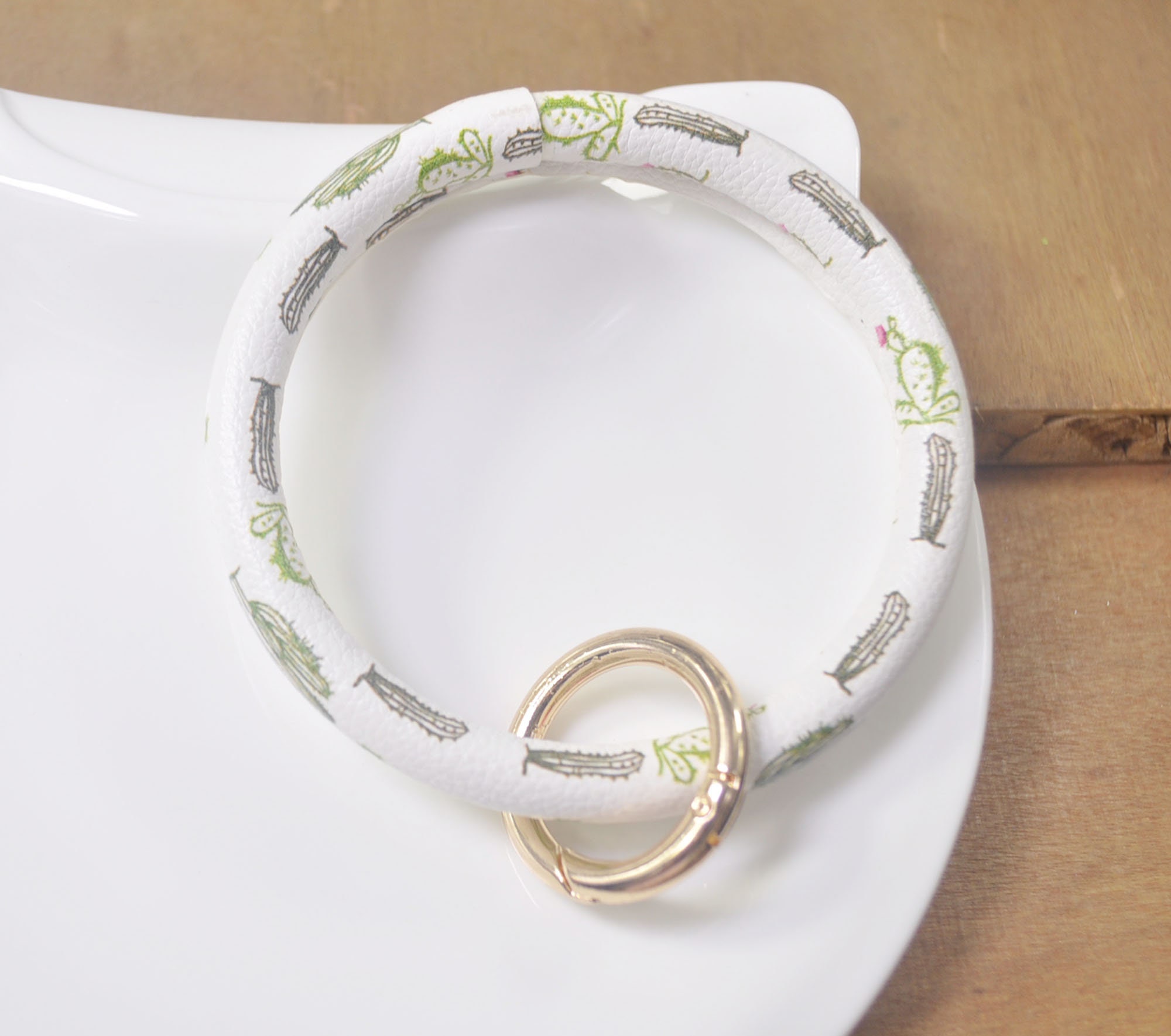 1pcs Leather Bangle Bracelet Keychainkey Saverlanyard - Etsy