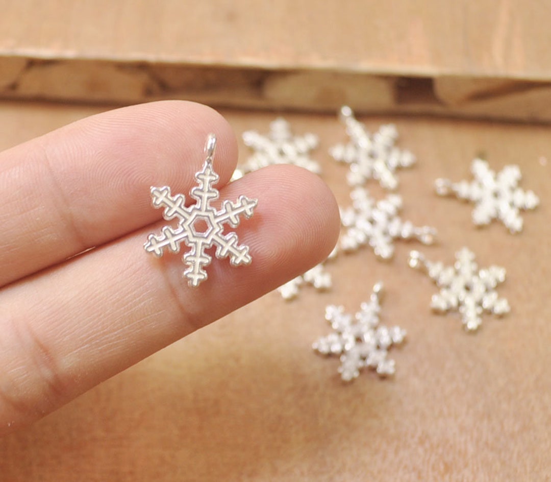 10pieces Silver Snowflake Pendant,small Snowflake Charm,christmas ...