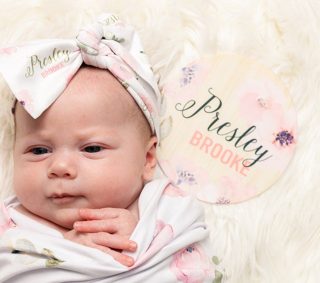 Round Announcement Disk - Baby Girl - Newborn Photos - Welcome Baby ...