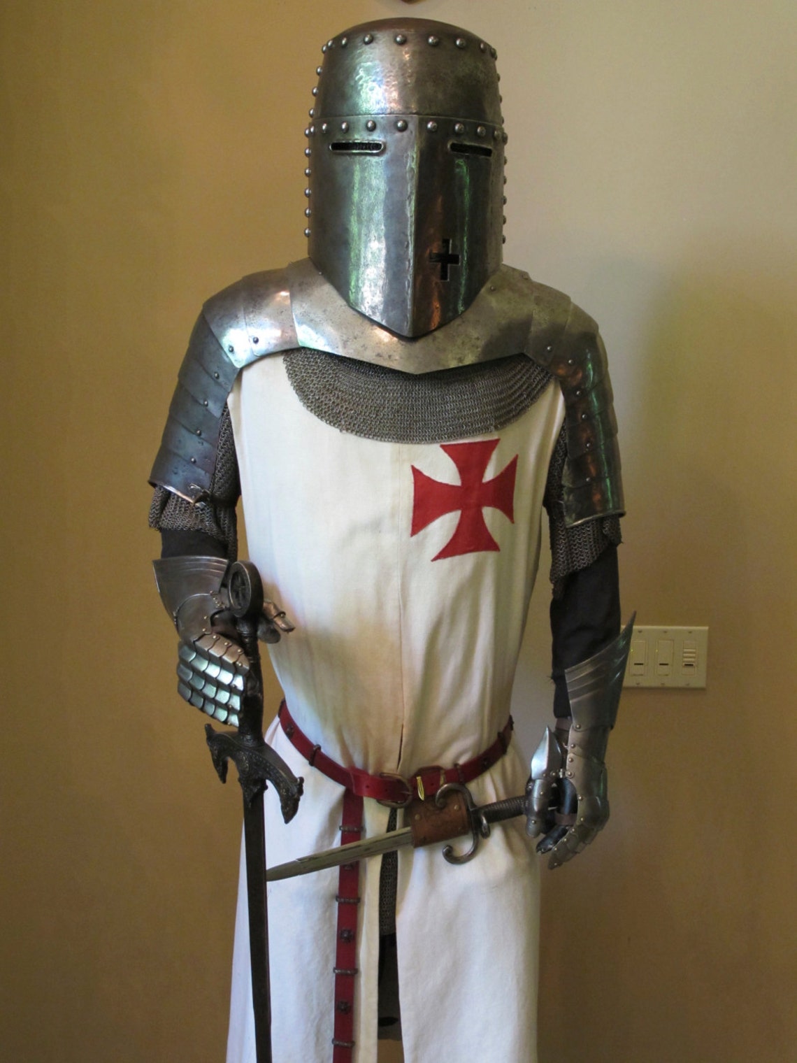 Composite Crusader Style Suit of Armor - Etsy