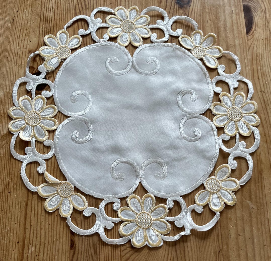 White Doily, Light Gold Daisy Head Embroidery Round Embroidered Doily ...