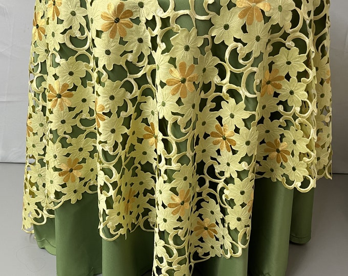 Vintage Linen Cutwork Tablecloth/table Cover, 96 X 68, Cream W/ Beige ...