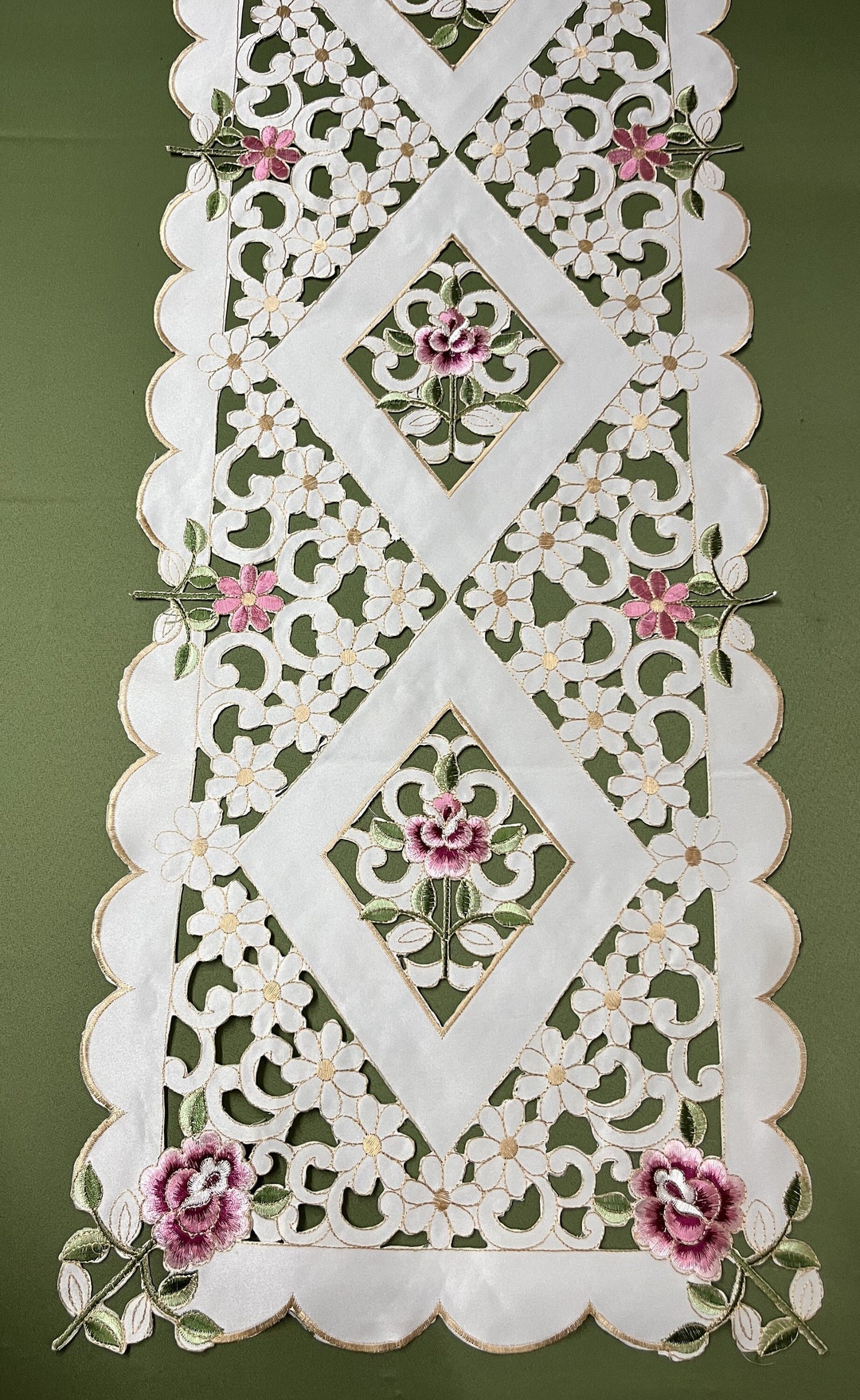 Pink Gold Green Embroidered Table Runner Oblong Cutwork Scalloped Edge ...