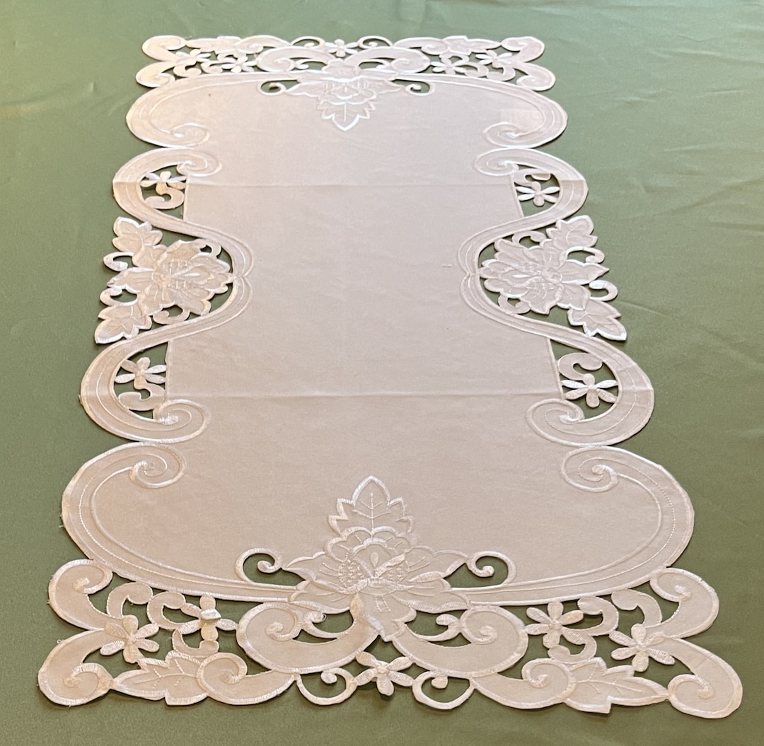 White Embroidered Short Table Runner Oblong Table Runner Cutwork ...