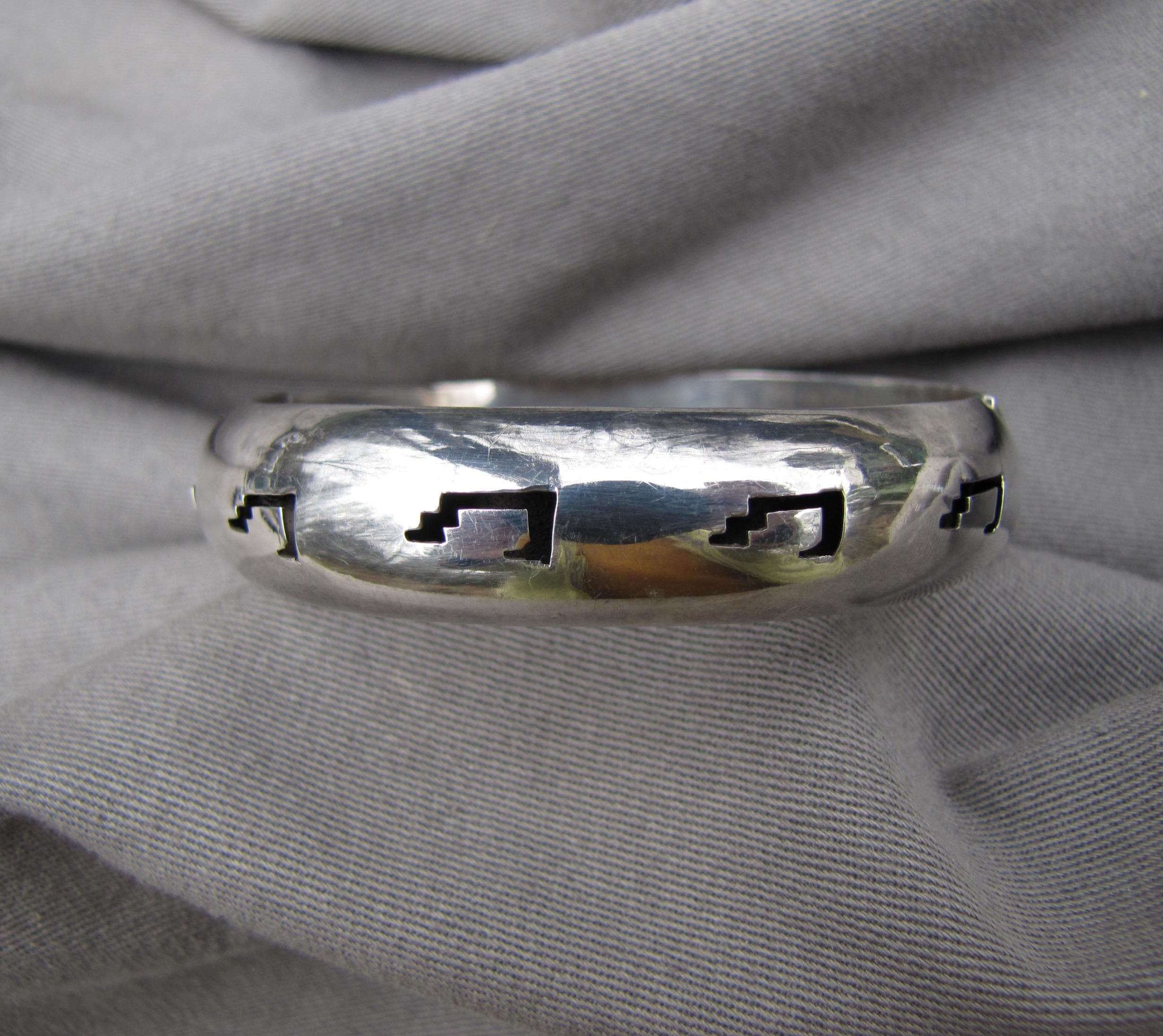 Taxco mexican silver bracelet - Etsy 日本 Taxco mexican silver bracelet - Etsy 日本