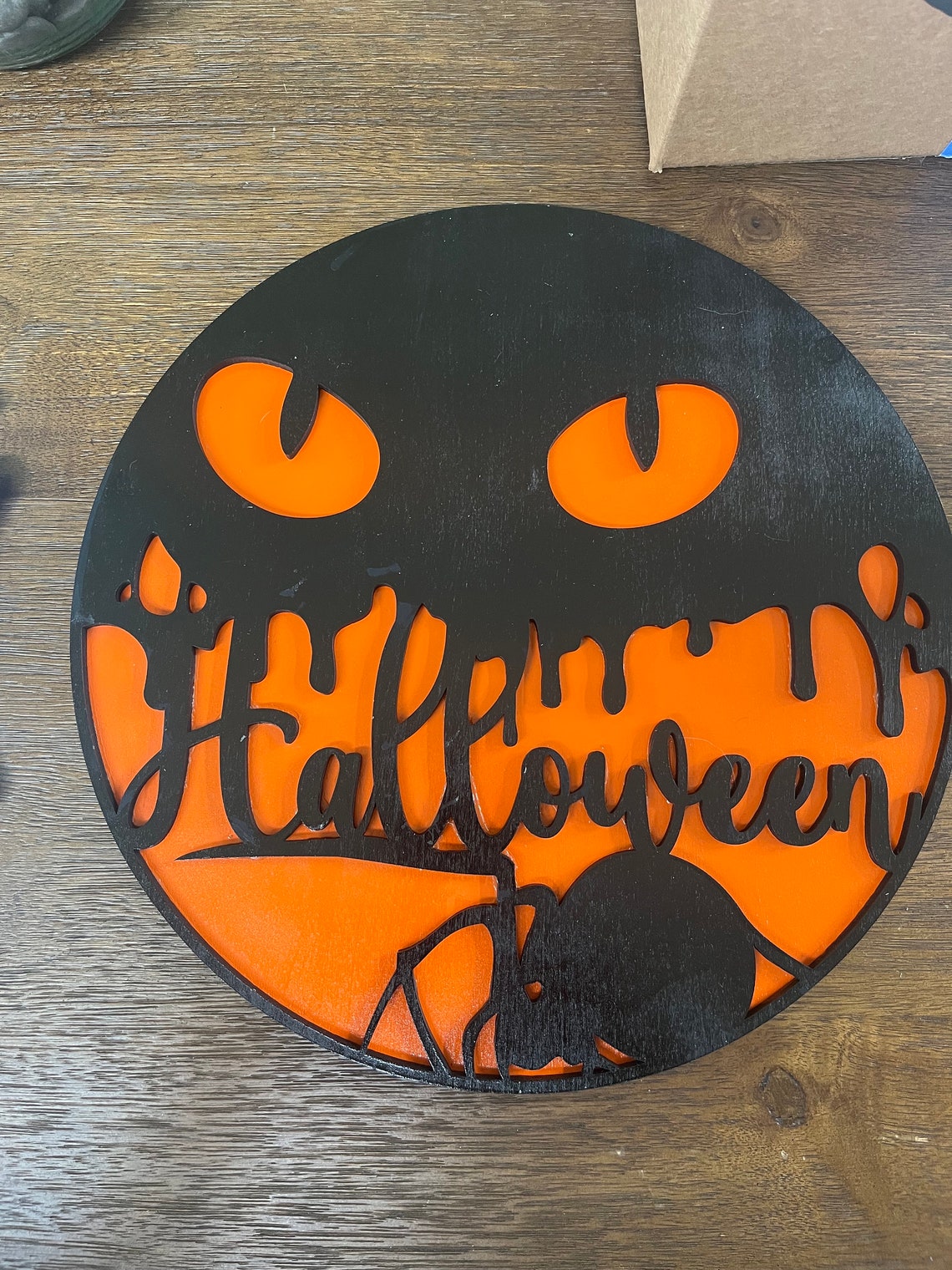 A Halloween Round Door Sign Cat Eyes and Black Spider Design Made of 1/ ...