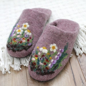 Spring Flower Slippers. Soft Purple Slippers. Natural Eco-friendly Wool ...