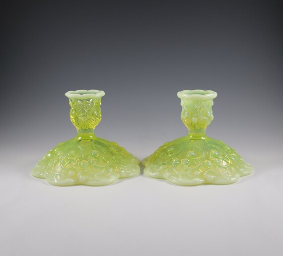 VASELINE GLASS Vintage Fenton Handmade Topaz Opalescent Lily - Etsy