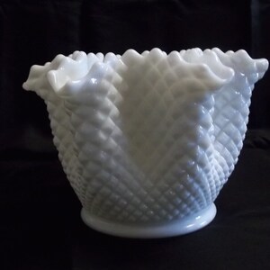 Large Westmoreland Milk Glass Diamond Pattern Ruffled Rose Bowl Vase - Etsy