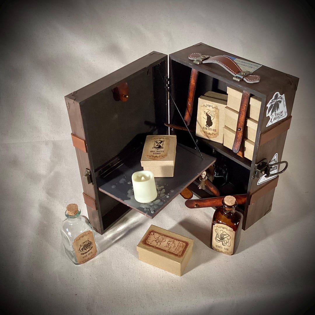 Potion Master Travel Trunk: Wizard & Witch Apothecary Kit - Etsy