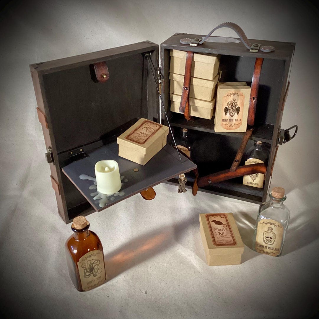 Potion Master Travel Trunk: Wizard & Witch Apothecary Kit - Etsy