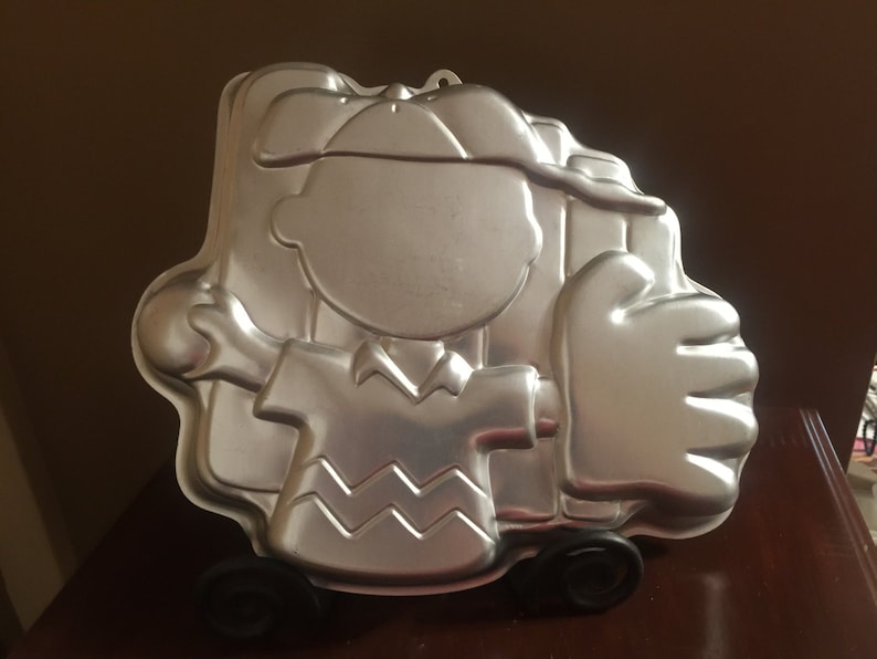 Charlie Brown Baseball Cake Pan - Vintage Wilton 1950 - Etsy