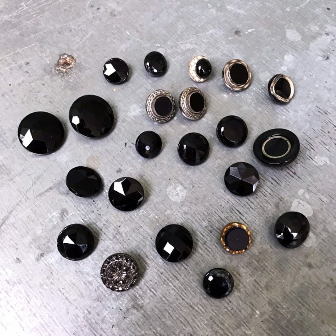Selection of Tiny and Small Vintage Black Glass Buttons, Vintage ...