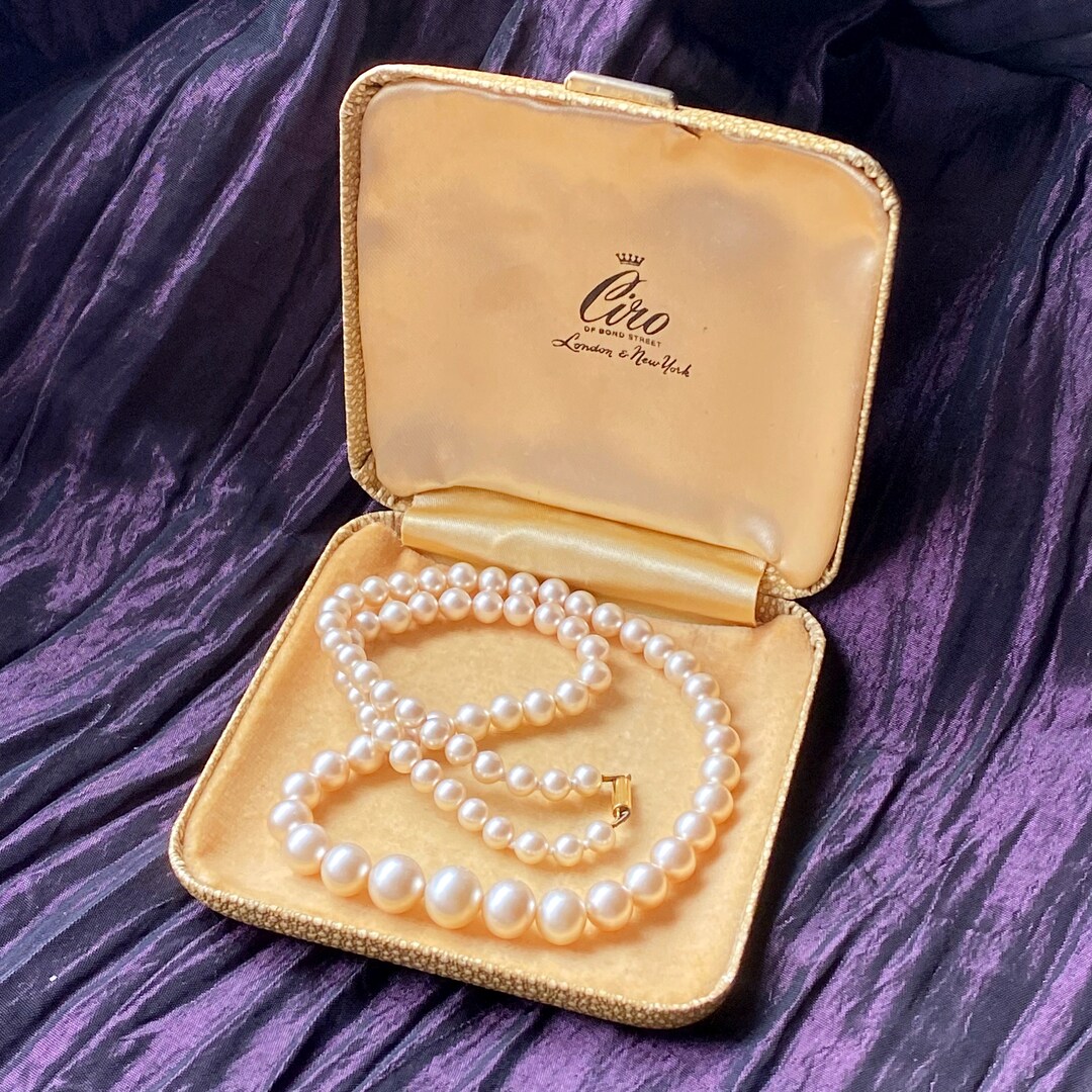 CIRO Pearls Graduated Faux Pearl Necklace With 9 Ct Gold Clasp in Box ...