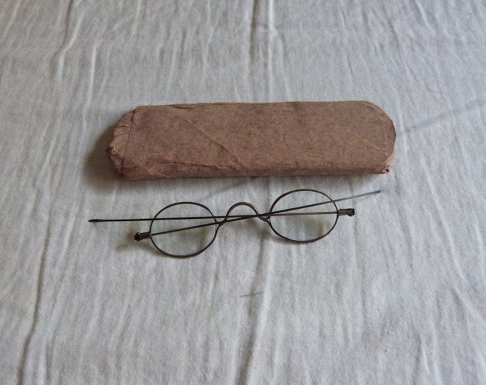 Civil War Era Eyeglasses With Period Correct Reproduction Glasses Case ... Civil War Era Eyeglasses With Period Correct Reproduction Glasses Case ...