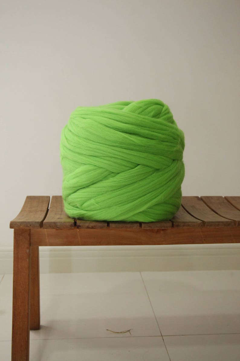 Chunky Merino Wool Roving. Arm Knitting. Merino Giant Yarn. | Etsy