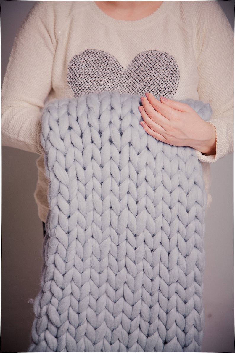 Hand knit Chunky Blanket made with 100% wool. Perfect as | Etsy