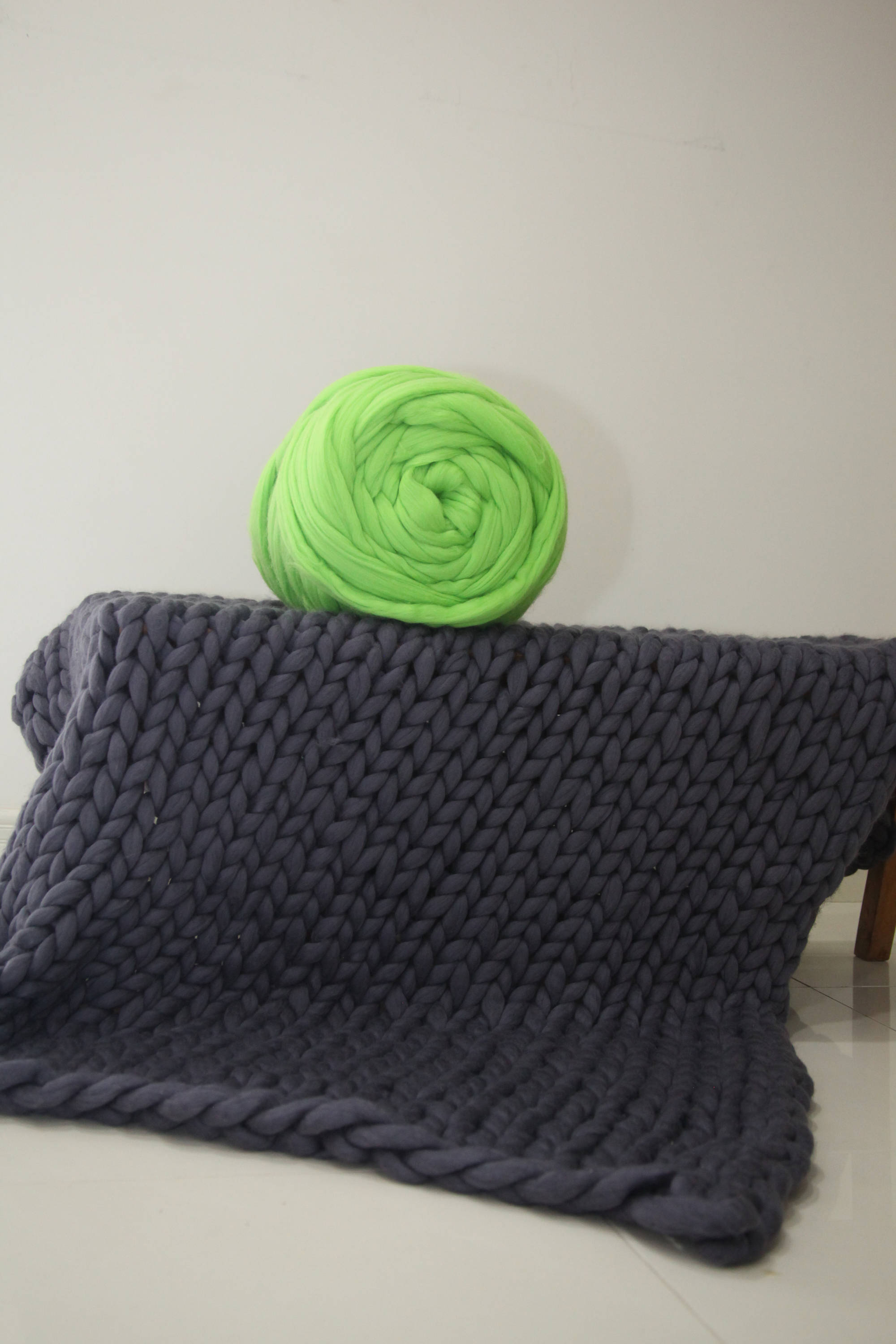 Chunky Merino Wool Roving. Arm Knitting. Merino Giant Yarn. | Etsy