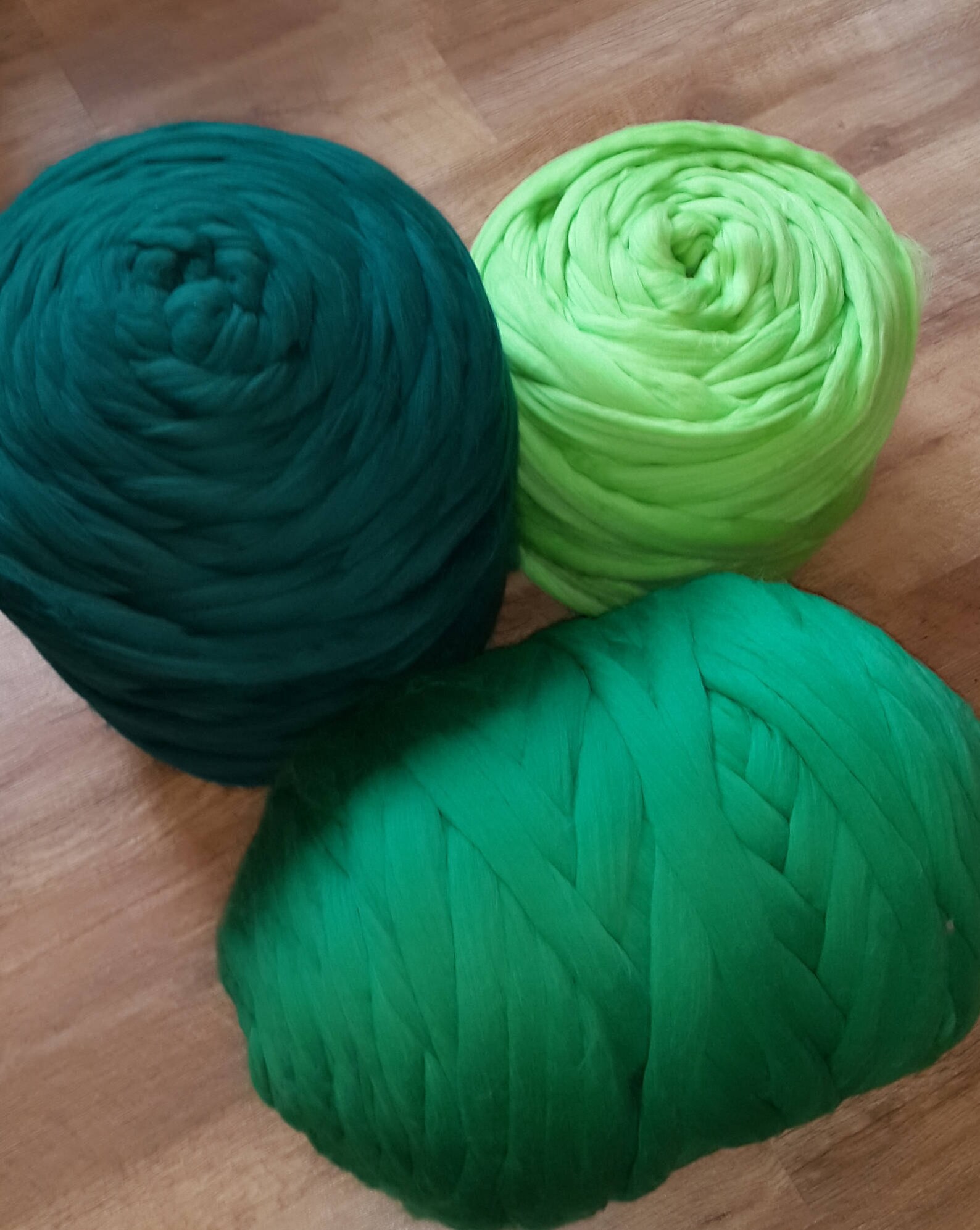 Arm Knitting Giant Yarn. Roving. Chunky Merino Wool Yarn. | Etsy