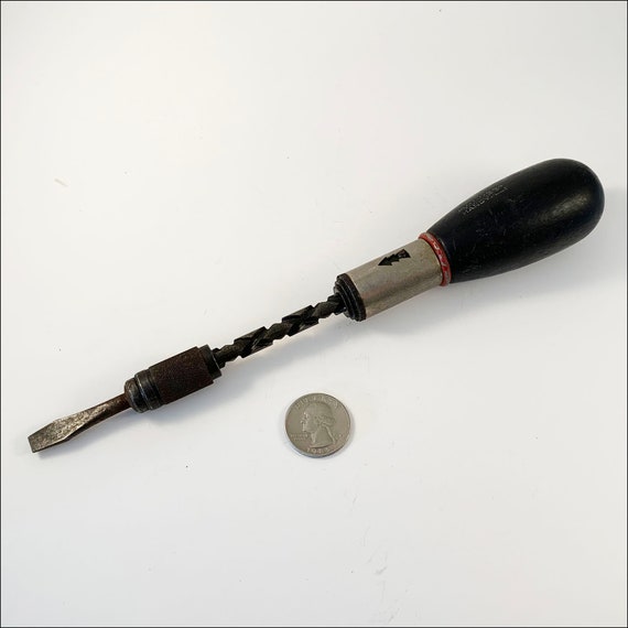 Spiral screwdriver store