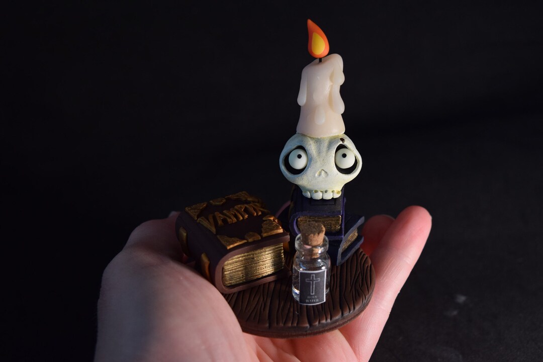 Vampire Slayer Handbook Shelf Ornament - Etsy