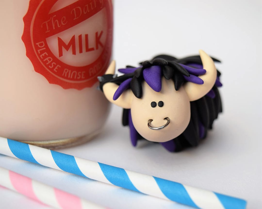 Highland Cow, Figurine, Emo Gift - Etsy