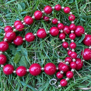 Vintage Plastic Round Red With Gold Tone Spacer Beaded Necklace 24.50 ...