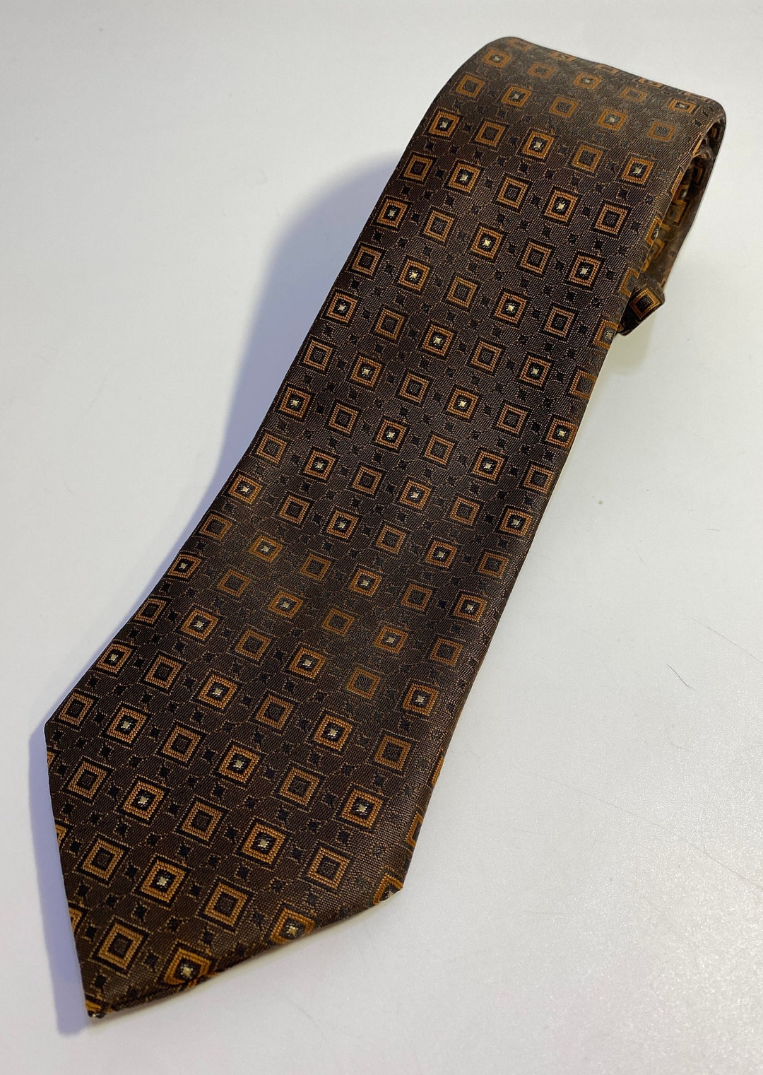 Vintage Hens & Kelly Buffalo, NY Brown Square Design Tie 55 X 3.25 ...