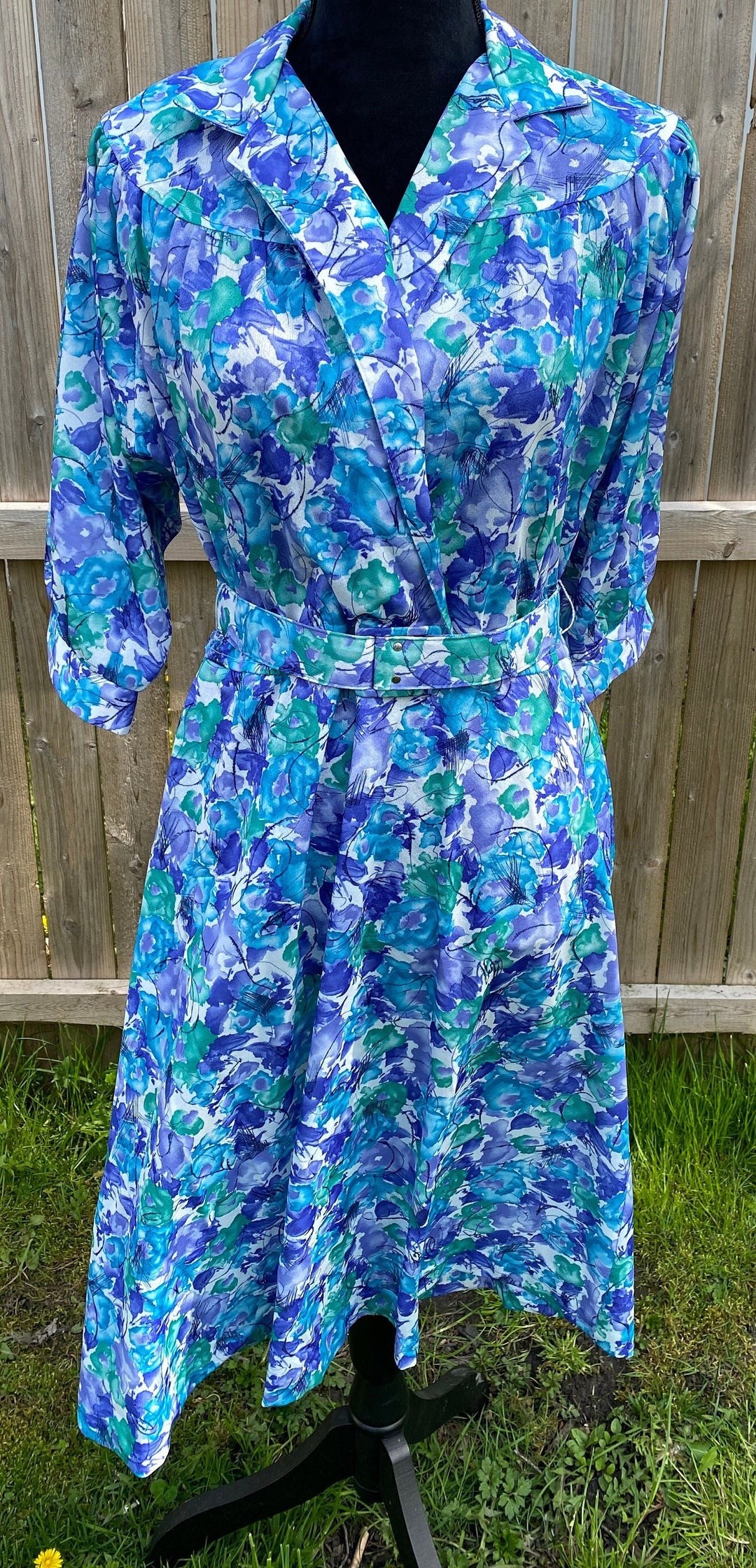 Vintage Califonia Looks Purple Green and Blue Flower Dress W/ Belt ...