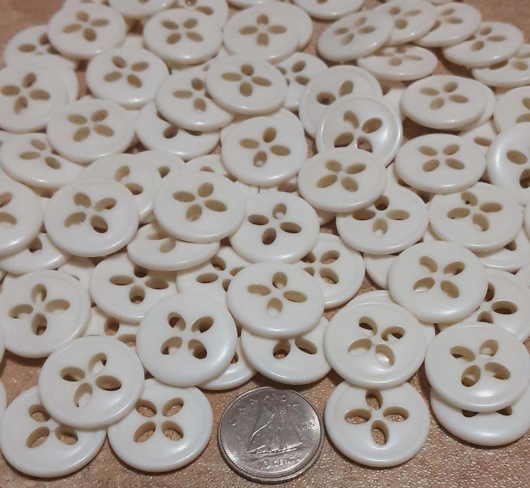 18mm, 24 Buttons WHITE, Flower Button - Etsy