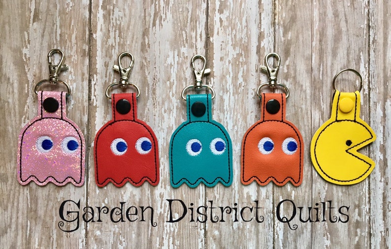 Retro Arcade Game key fob zipper pull luggage tag key | Etsy